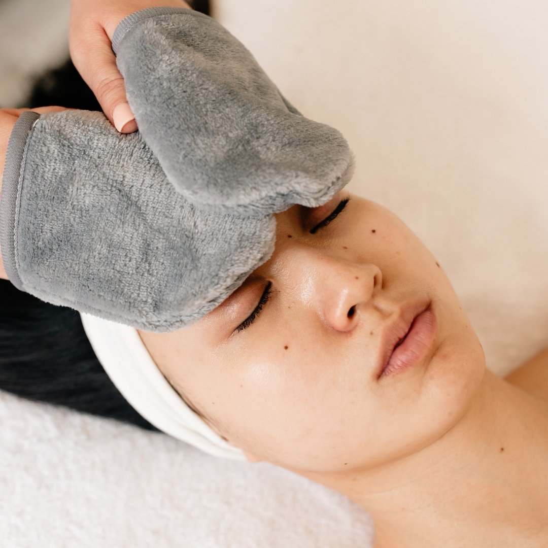 Fun + Essential Treatment room supplies by Kin Aesthetics